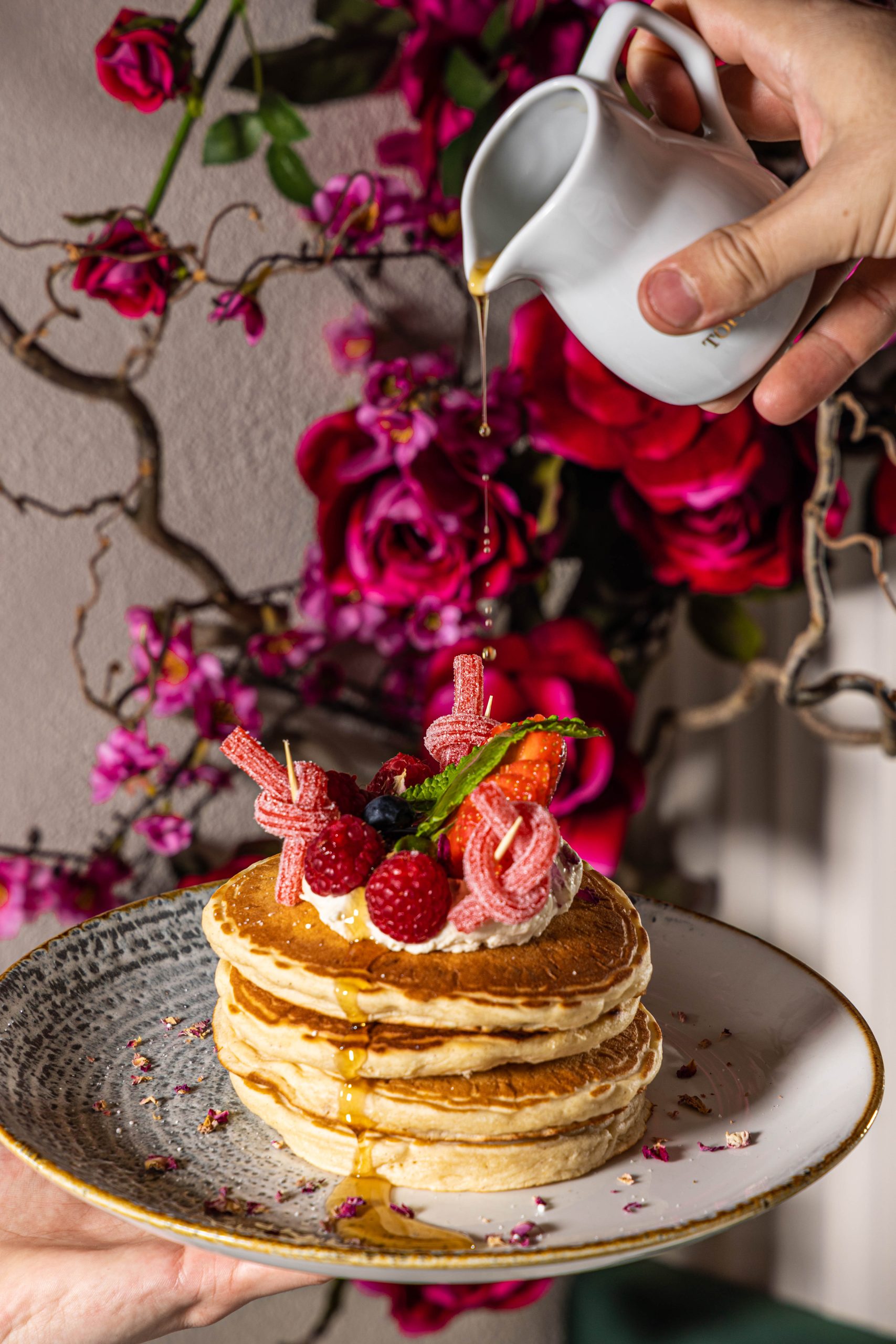 About Us – Toi & Moi